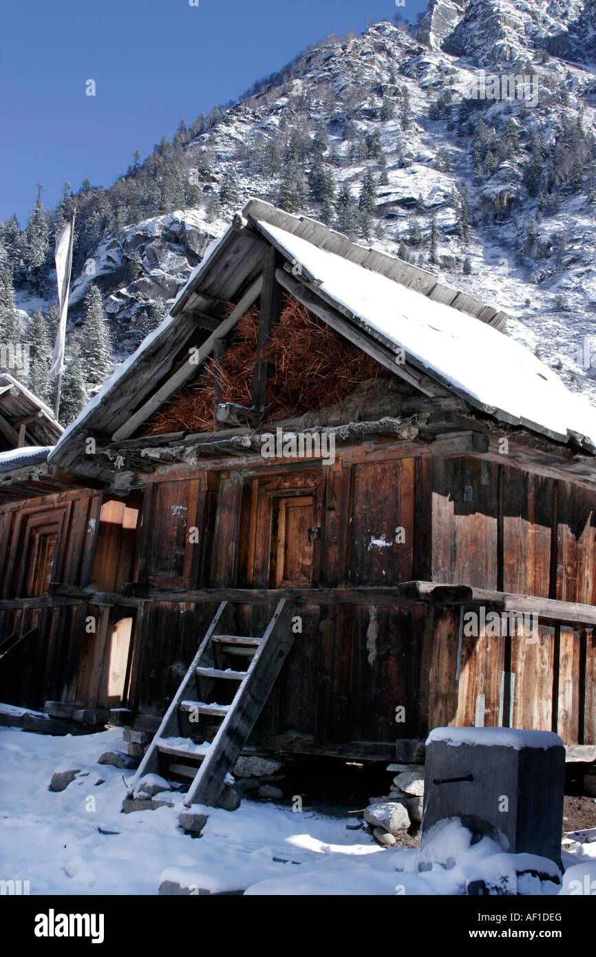 Tibetan woodwork High Resolution Stock Photography and Images - Alamy