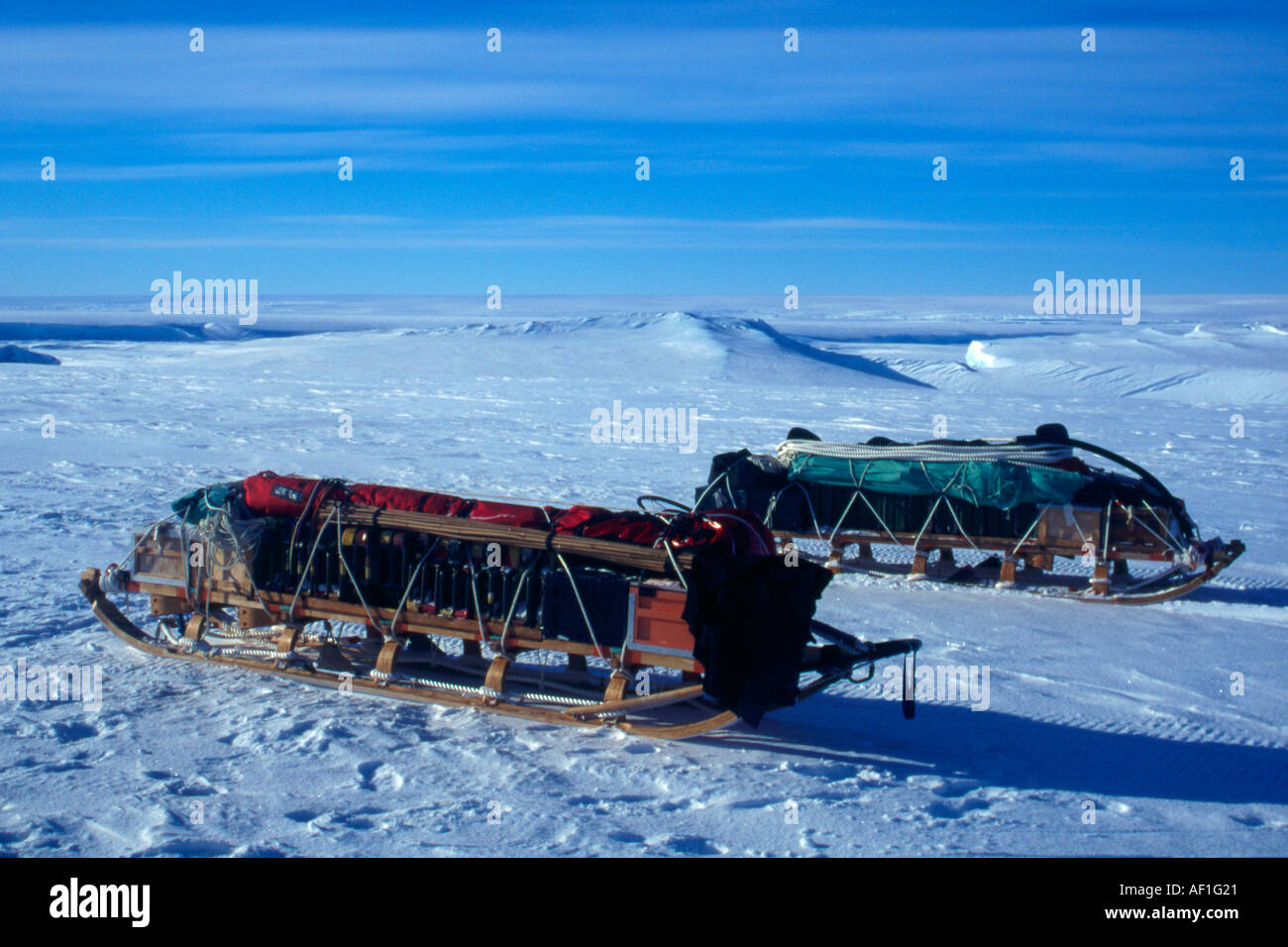 Sledges antarctic hi-res stock photography and images - Alamy