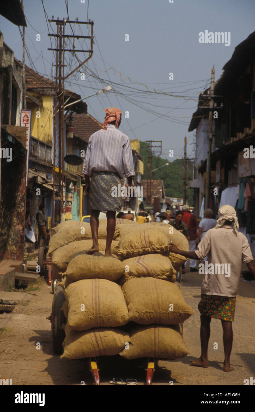 South India Kerala Cochin Jewtown Spice Market Stock Photo - Alamy