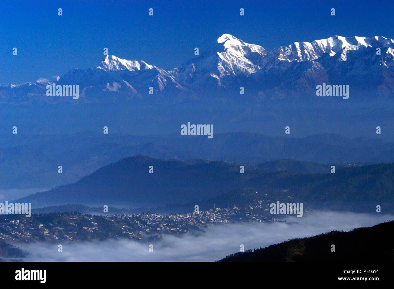 A VIEW OF HIMALAYAS FROM MUKTESHWAR IN KUMAON HILLS Stock Photo - Alamy
