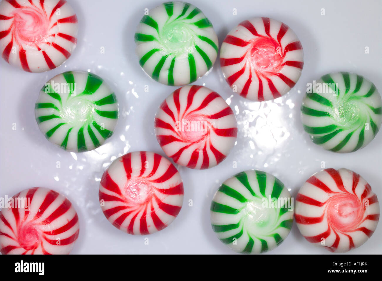 Boiled sweets red white hi-res stock photography and images - Alamy