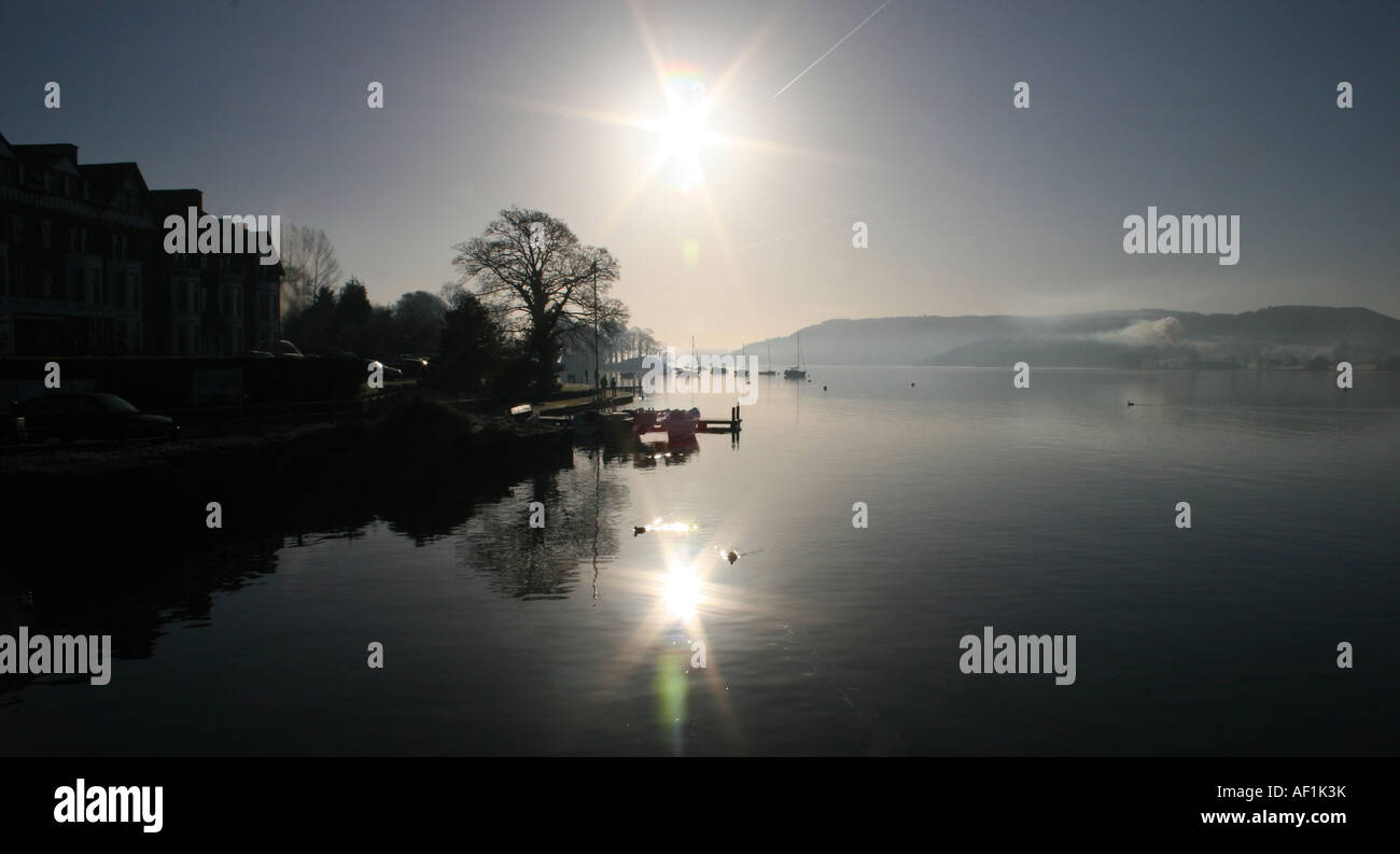 Lakeside hotel lake windermere hi-res stock photography and images - Alamy