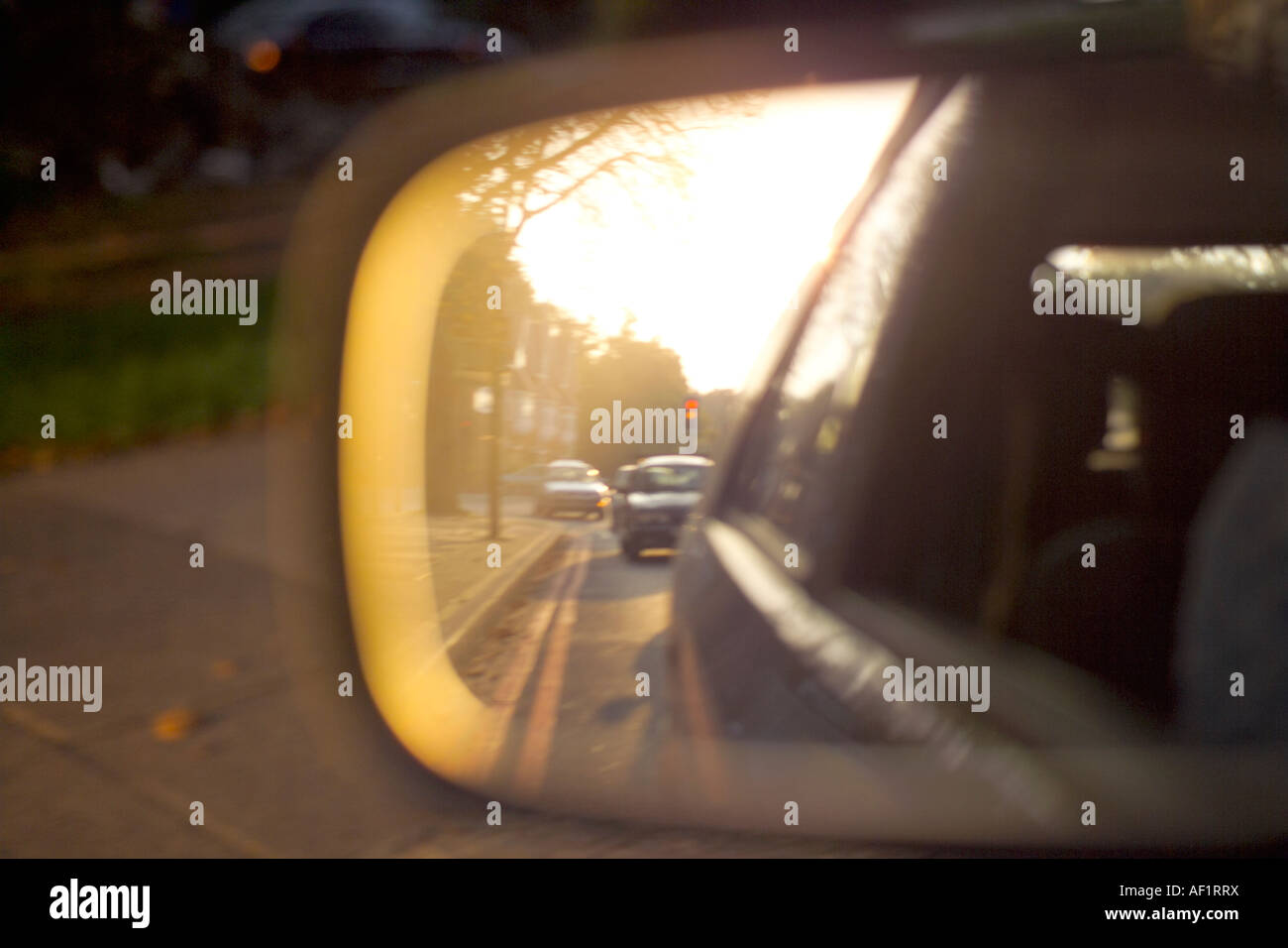 London taxi rear view hi-res stock photography and images - Alamy