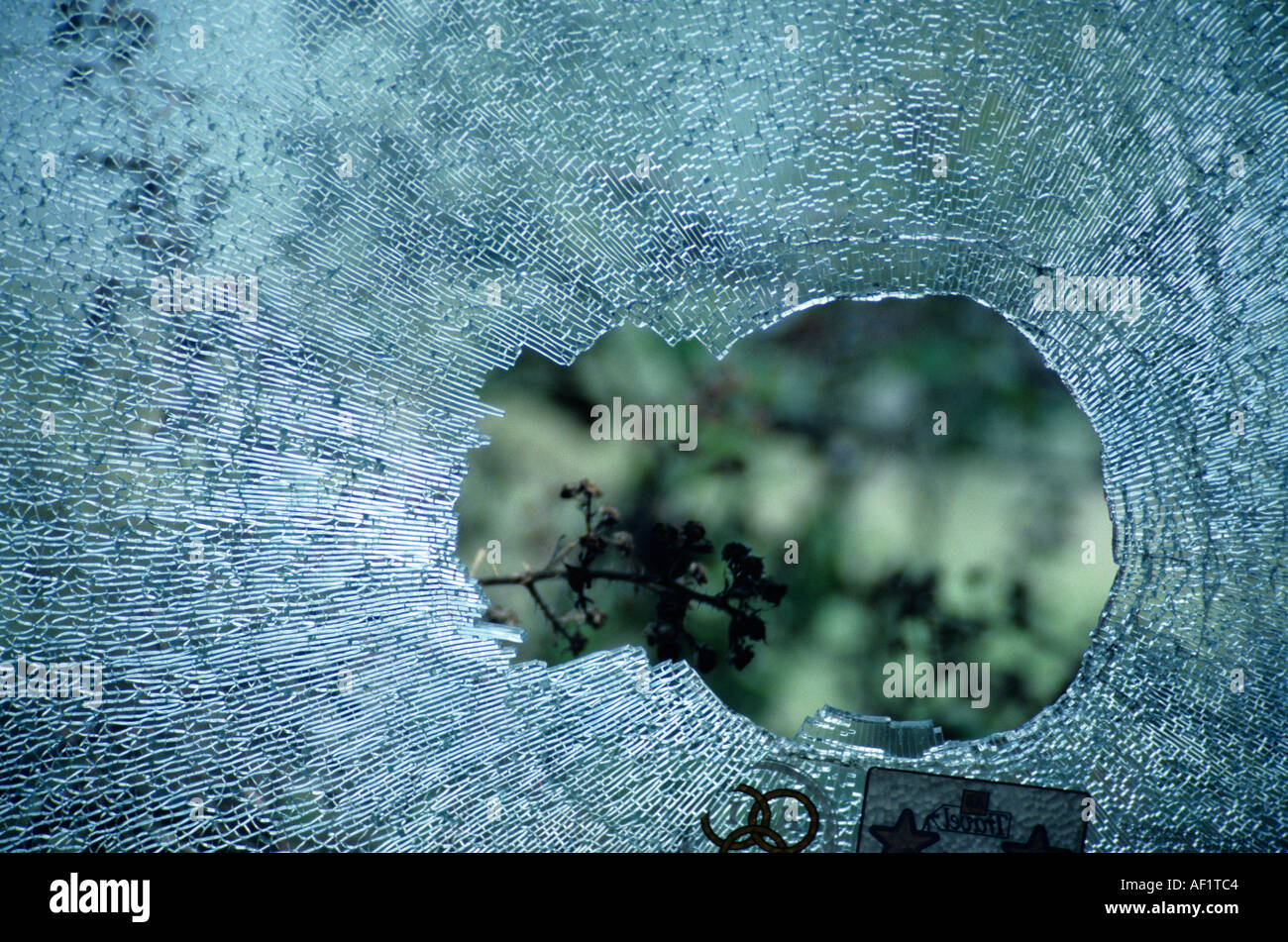 Damage wreckage smashed window hi-res stock photography and images - Alamy