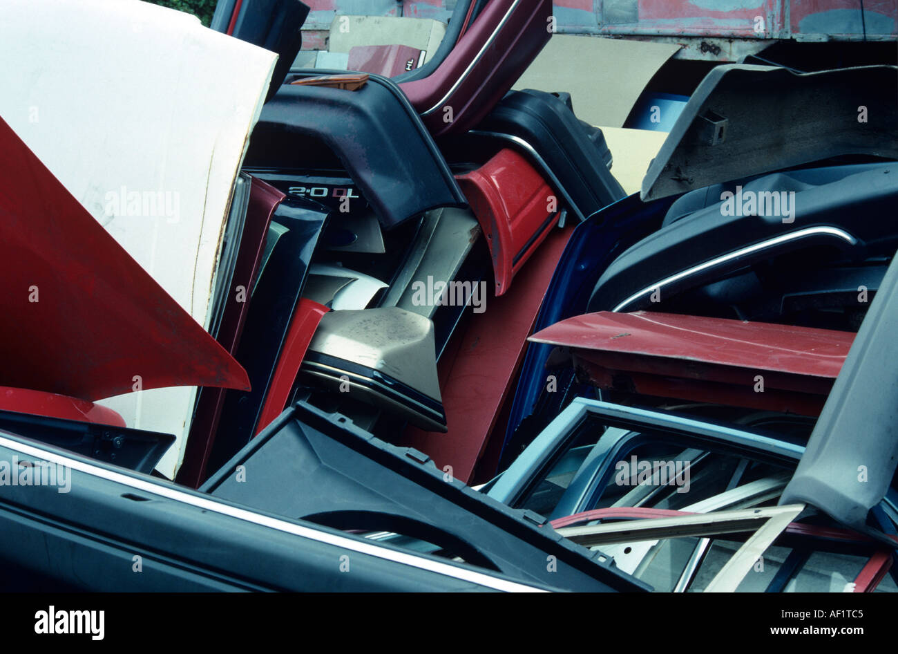 Car Scrap Yard Stock Photo - Alamy