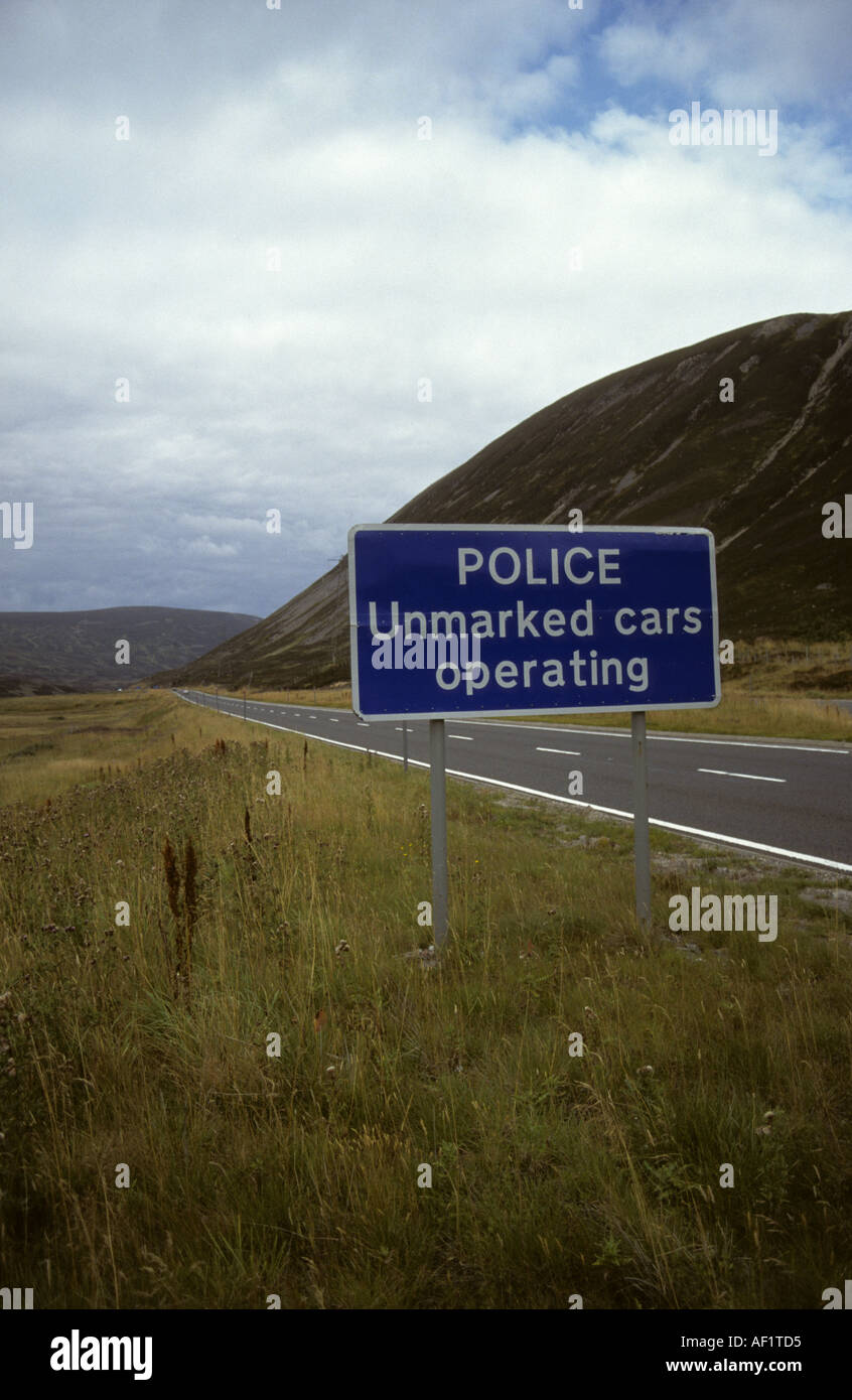 Unmarked uk police car hi-res stock photography and images - Alamy