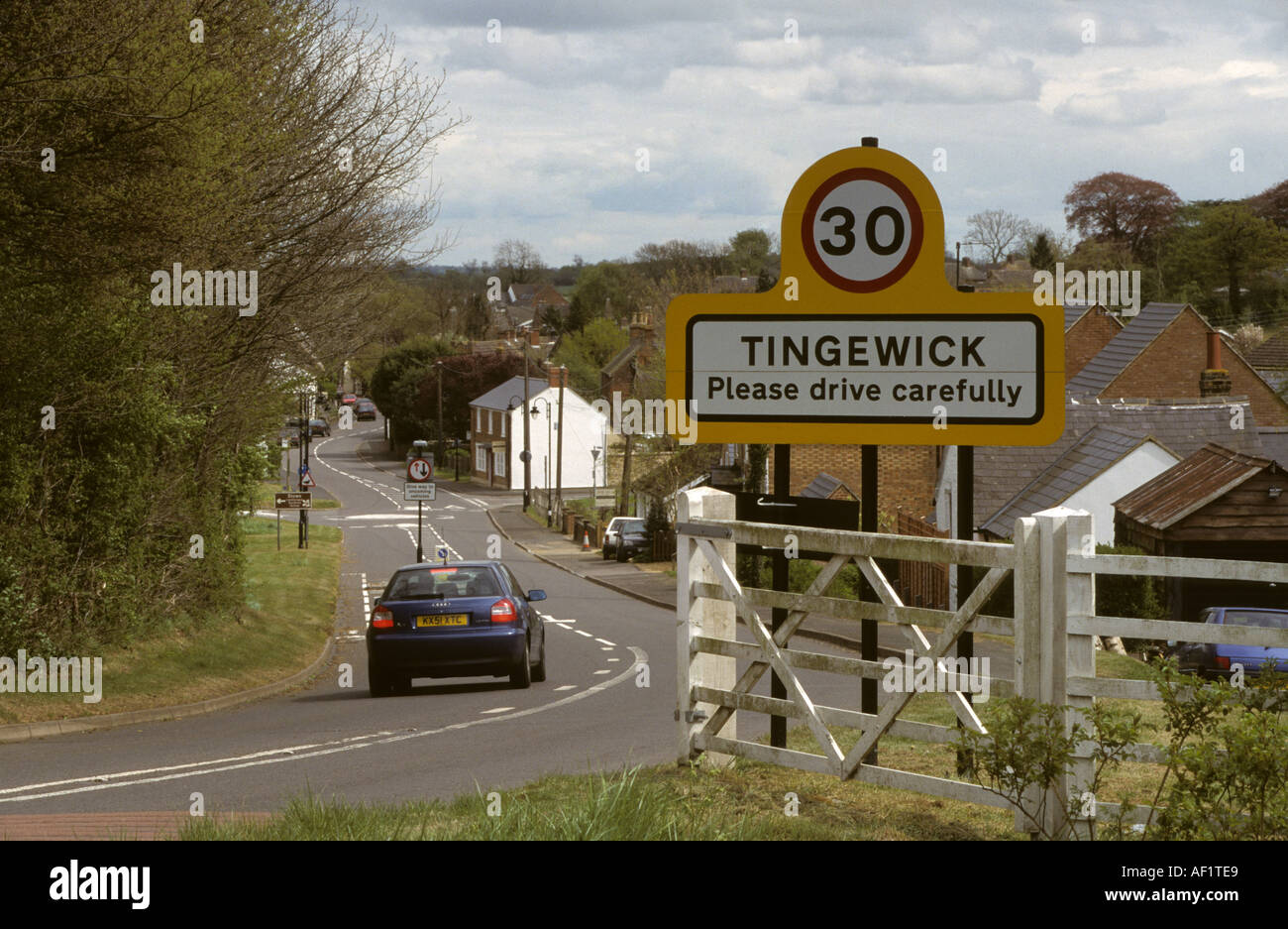 Village Speed Limit 30 MPH Stock Photo - Alamy Village Speed Limit 30 MPH Stock Photo - Alamy
