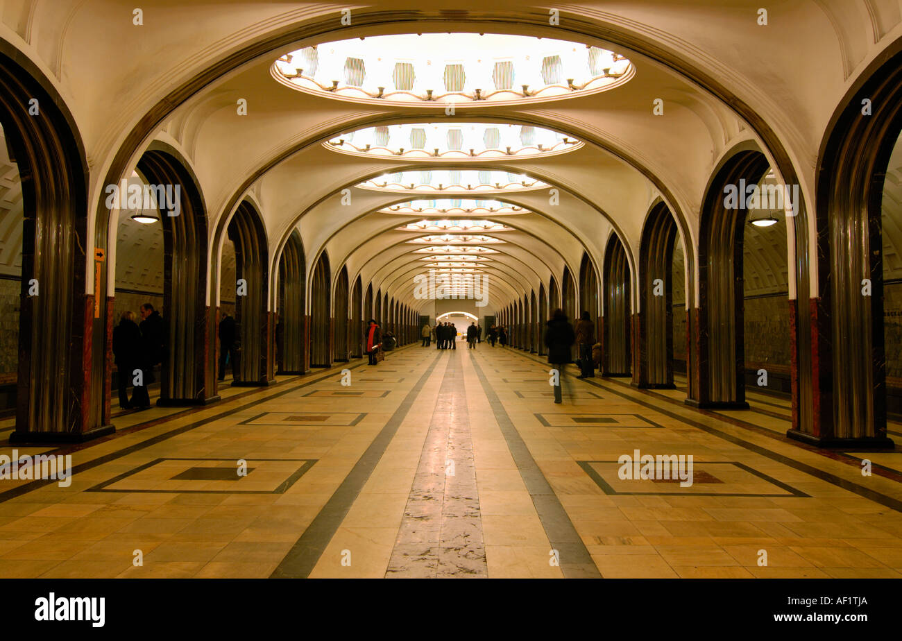 Moscow metro Mayakovskaya station interior Stock Photo - Alamy