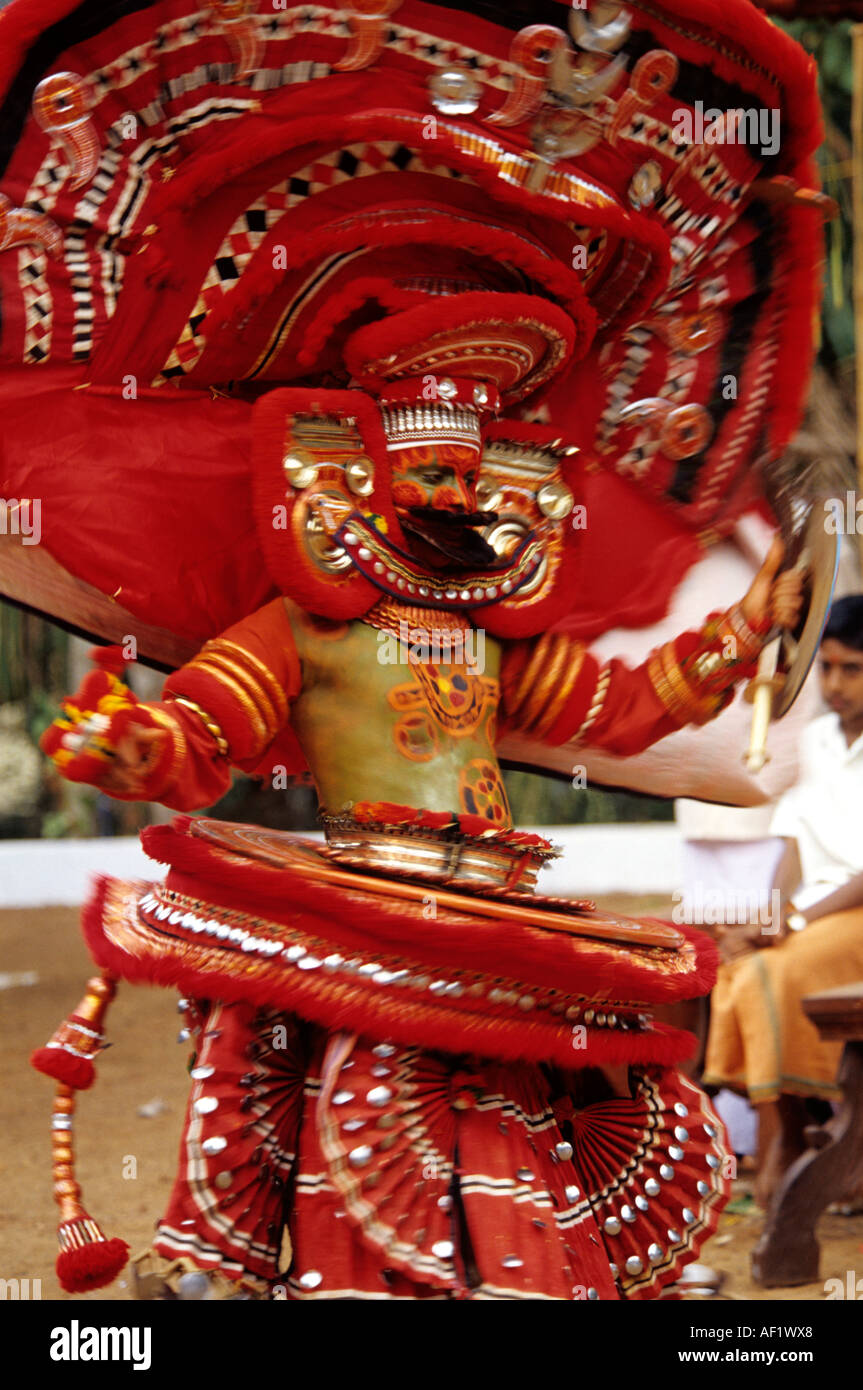 Nadan kalakal hi-res stock photography and images - Alamy