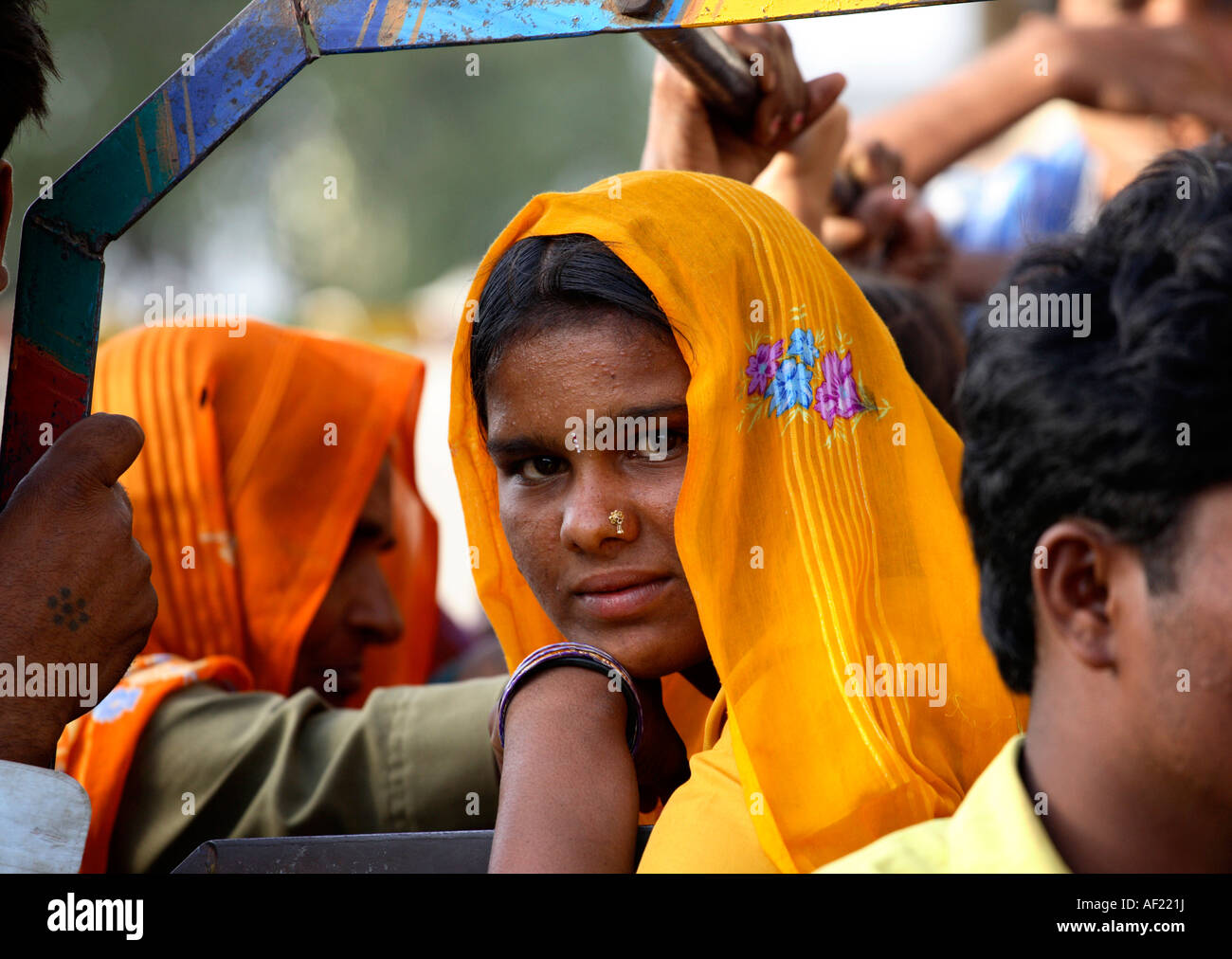 Pretty young Indian female in back of chakda, Una, Gujarat, India Stock ...