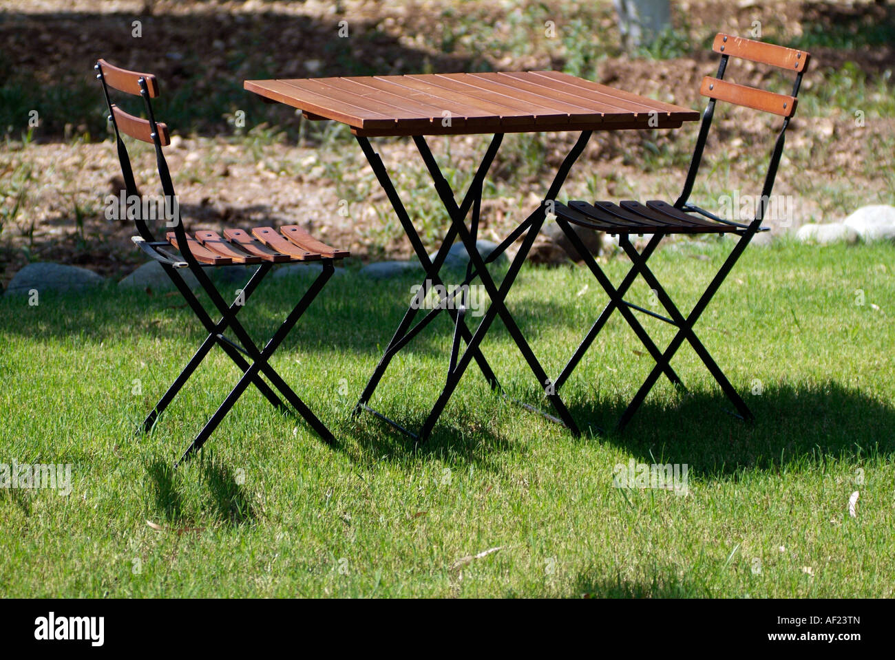 garden table and chairs Stock Photo - Alamy