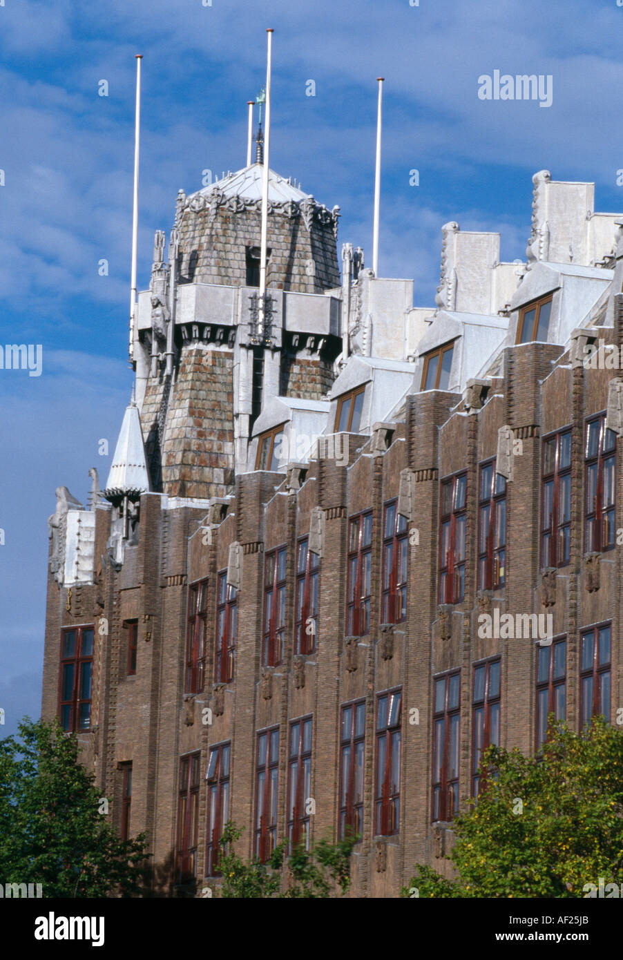 Scheepvaarthuis, Shipping House, Amsterdam, 1912 - 1916. Architect ...