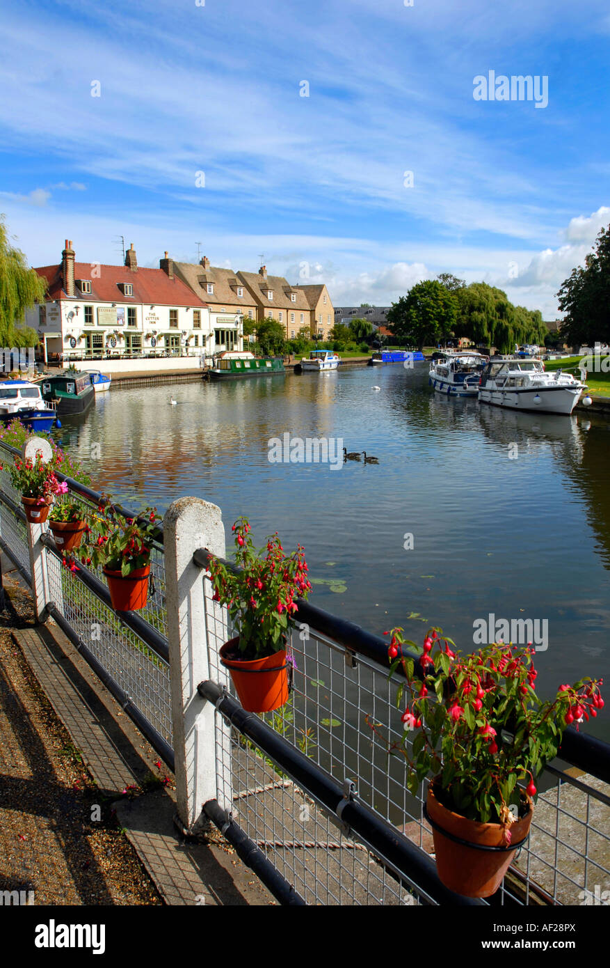 The cutter inn ely hi-res stock photography and images - Alamy