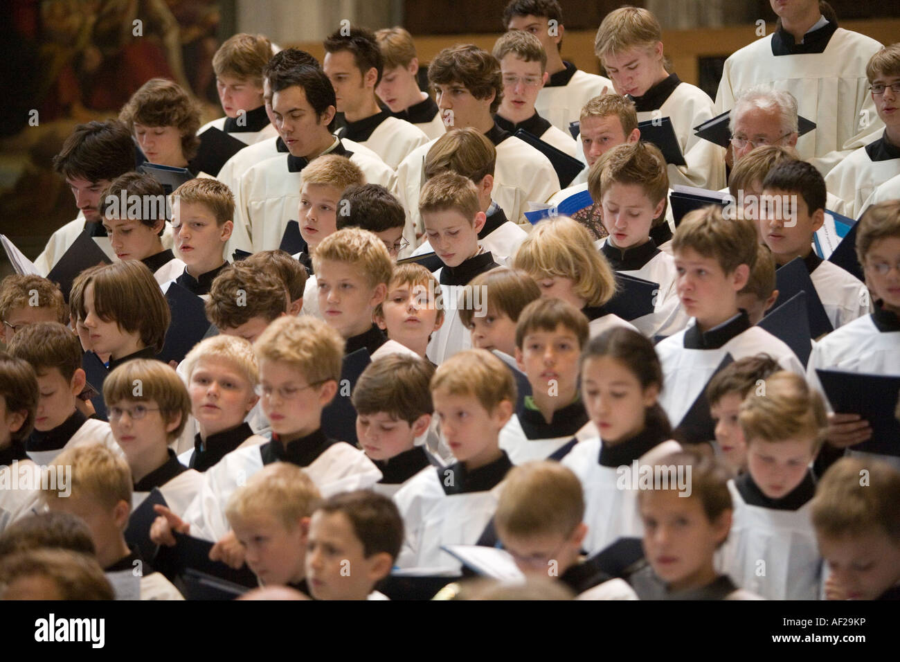 Choir of the Cologne cathedral Stock Photo - Alamy