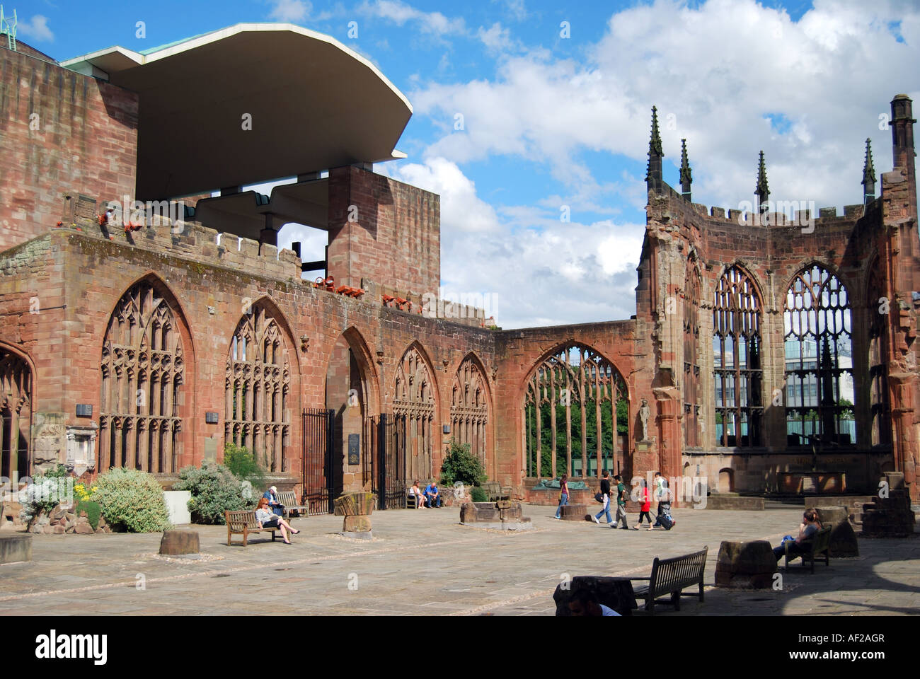 Coventry ruins hi-res stock photography and images - Alamy