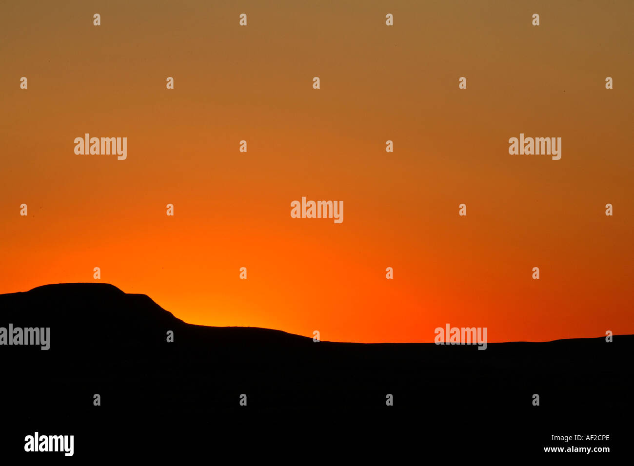 Sun highlighting the countryside hi-res stock photography and images ...