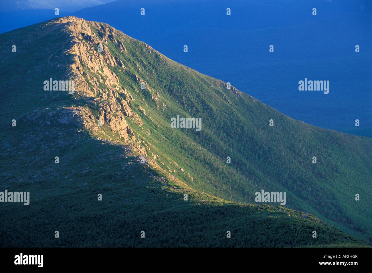 Bondcliff trail at sunset, White Mountain National Forest, New ...