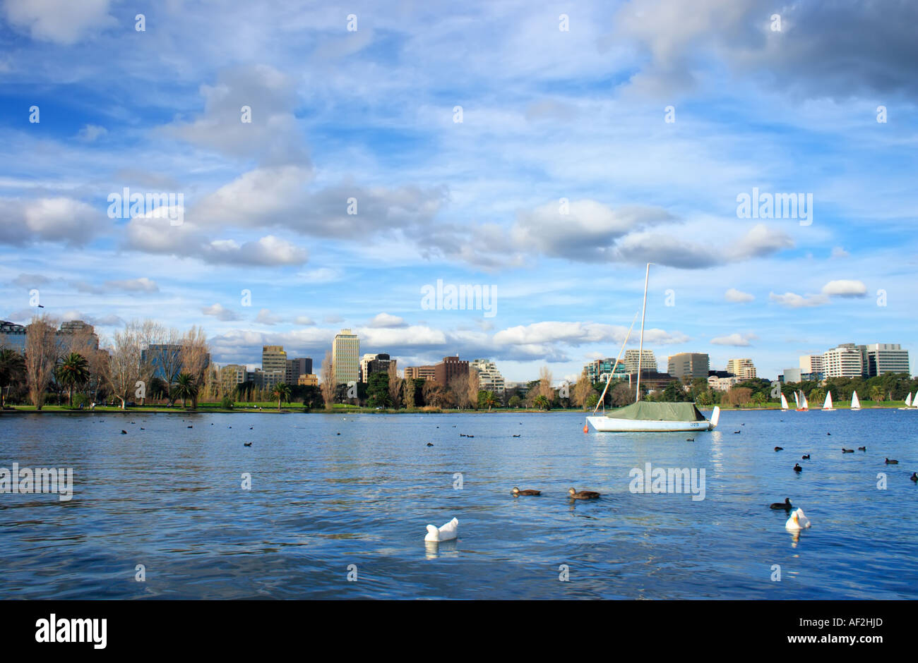 Albert Park lake, Melbourne, Victoria, Australia Stock Photo - Alamy