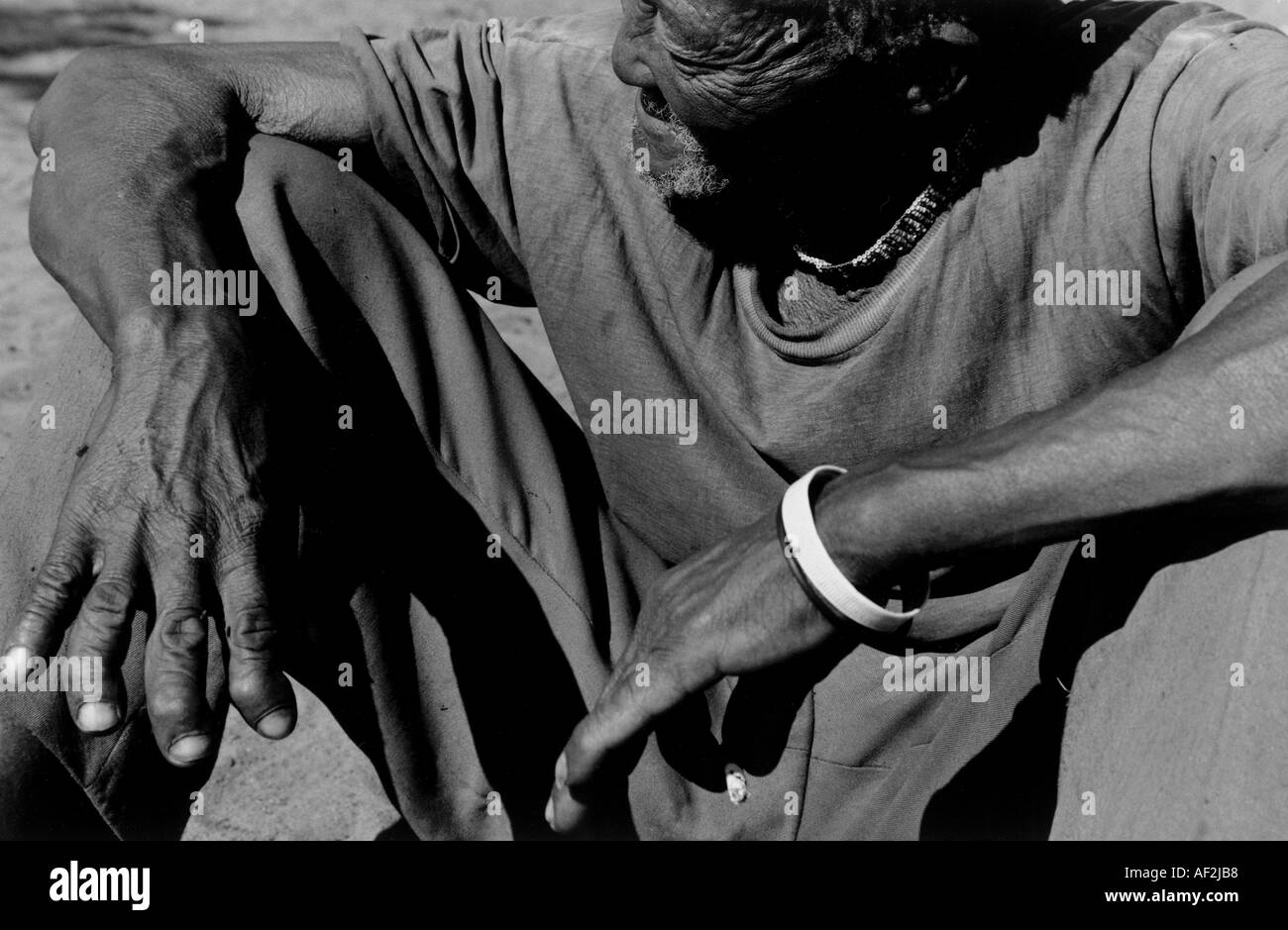 Ju ’hoansi healer hi-res stock photography and images - Alamy