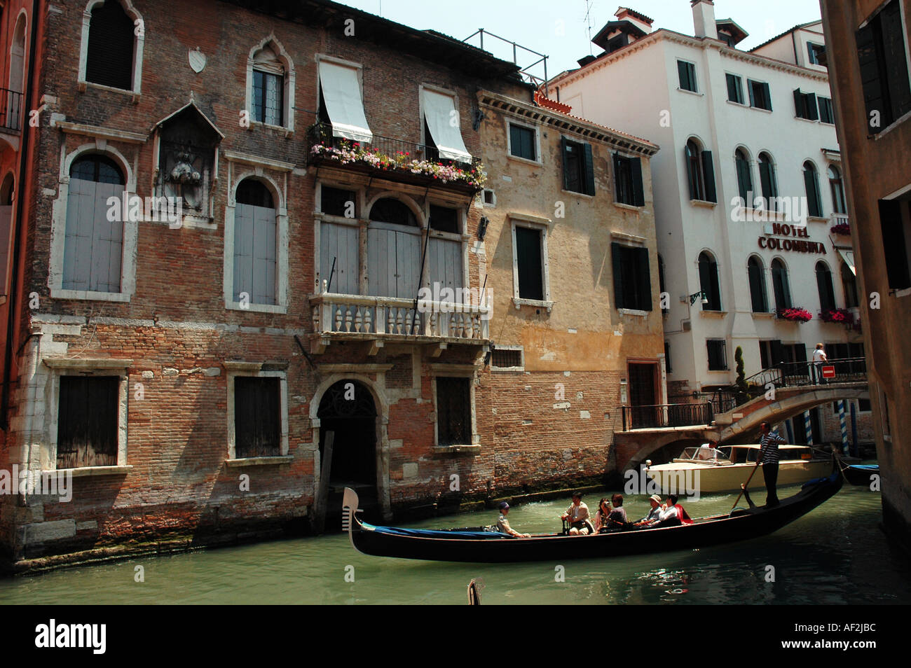 Venice architecture gondola canal Stock Photo - Alamy