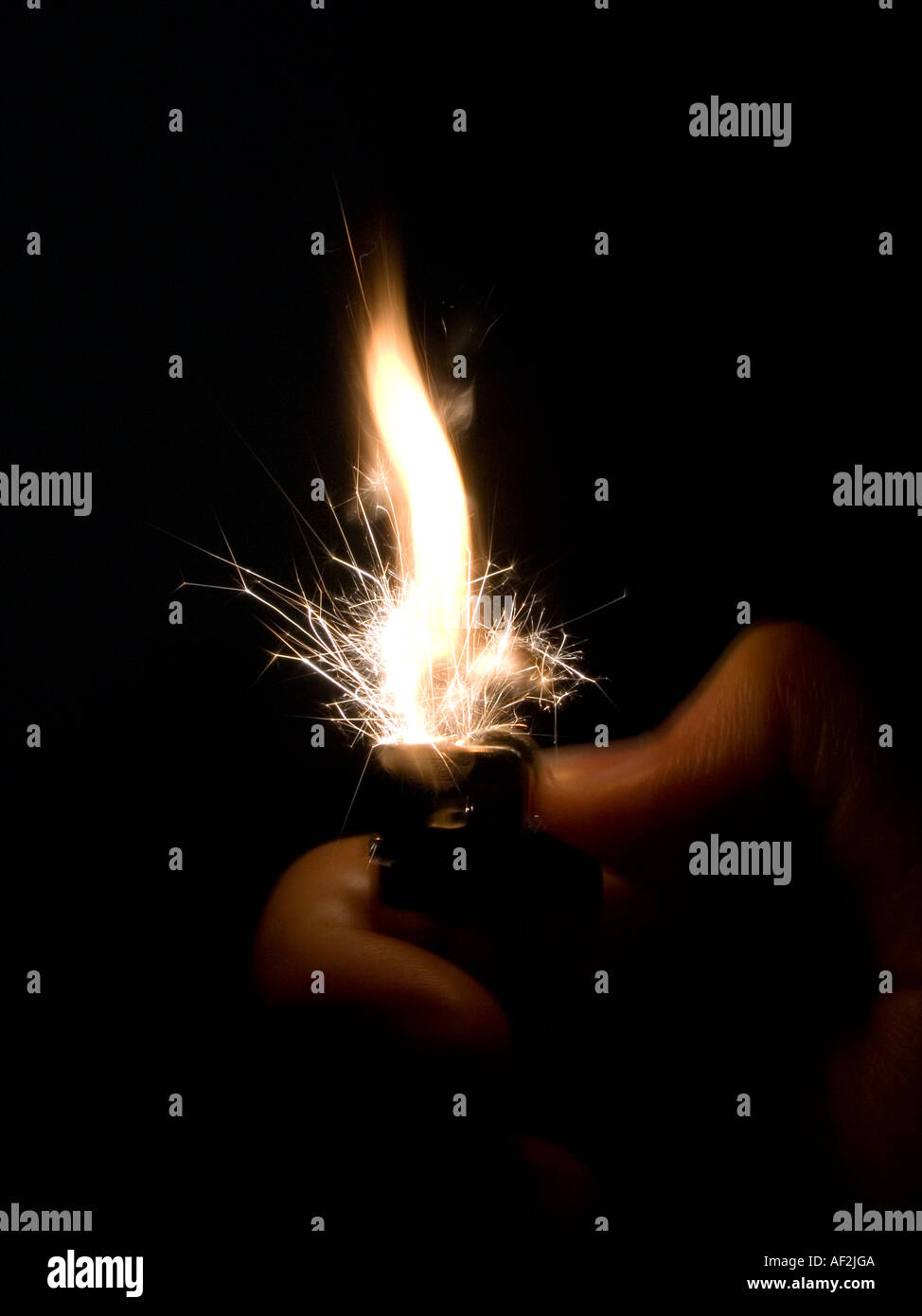 Flick lighter hi-res stock photography and images - Alamy