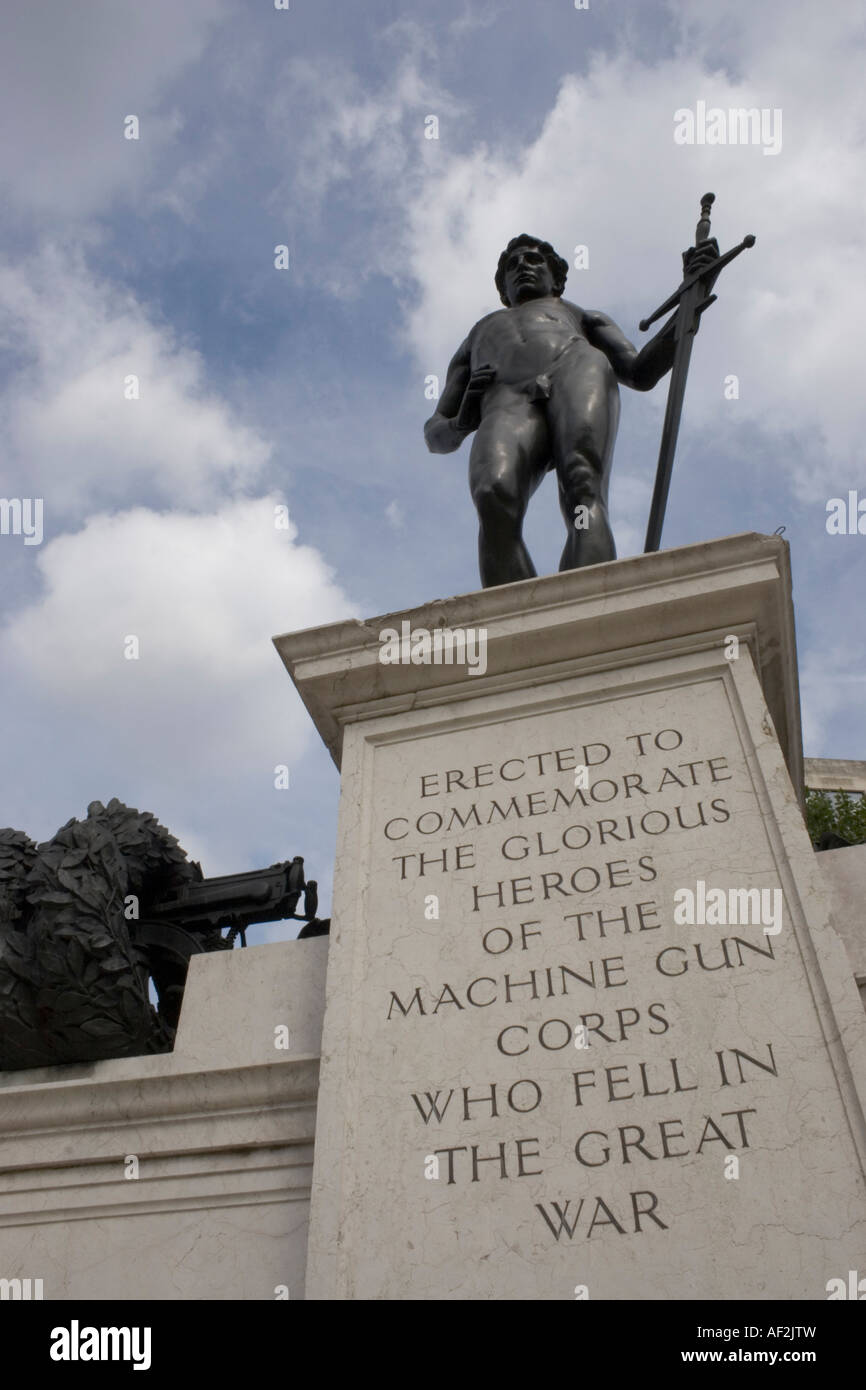 Machine gun corps statue hi-res stock photography and images - Alamy