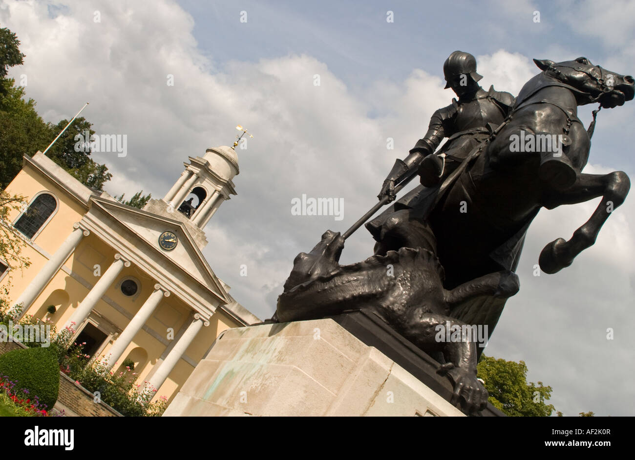 Saint george and the dragon hi-res stock photography and images - Alamy