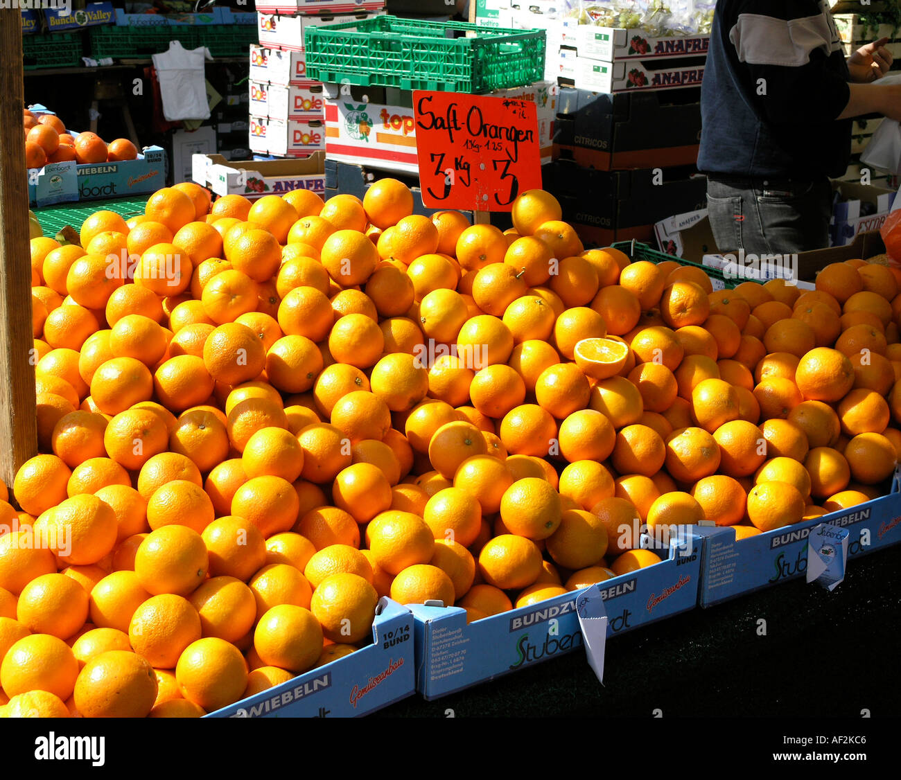 Berlin germany euro shop in hi-res stock photography and images - Alamy