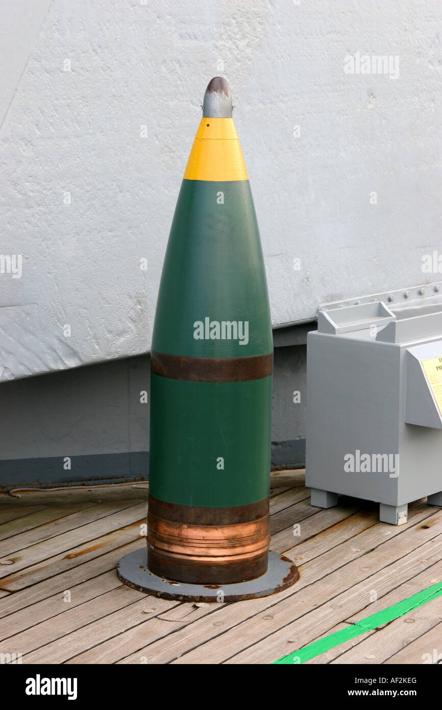Bomb shell hi-res stock photography and images - Alamy