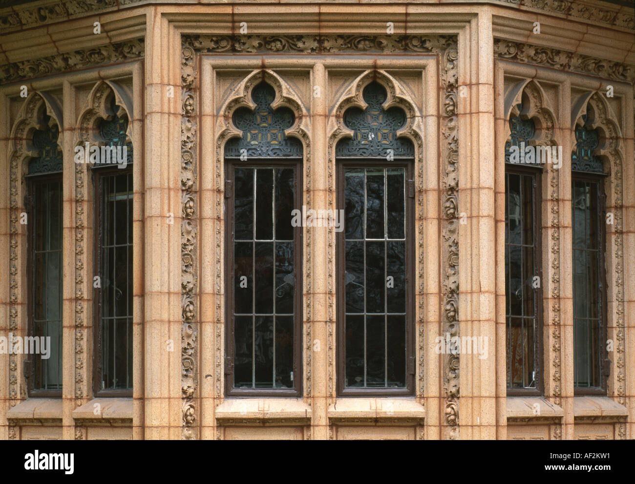 Nathan G. Moore House, Oak Park, Chicago, 1895. Architect: Frank Lloyd ...