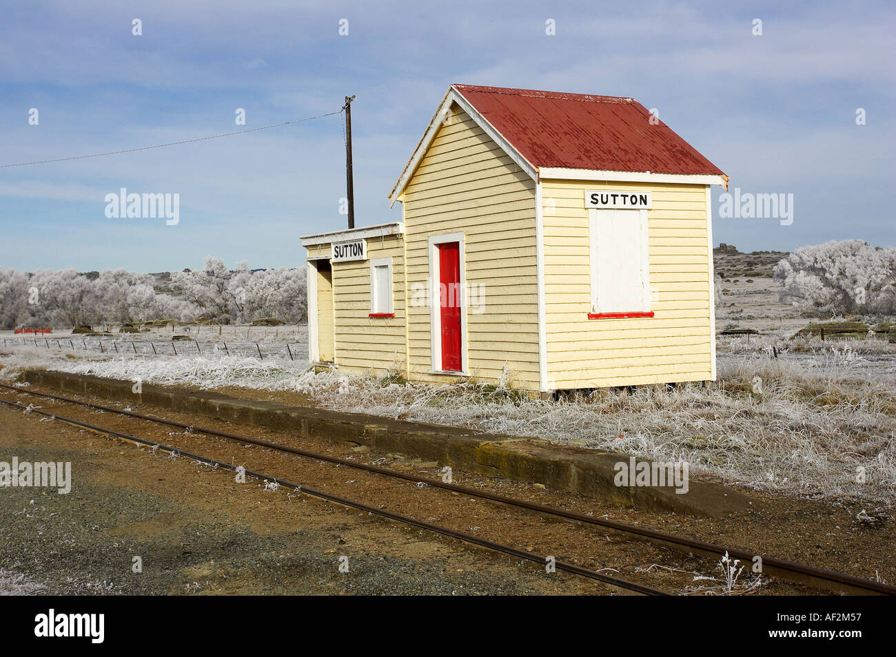 Sutton Railway Station Otago South Island New Zealand Stock Photo - Alamy
