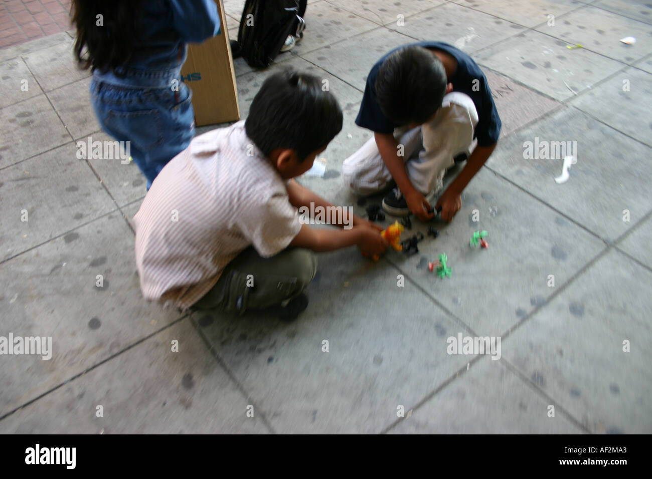 kids playing on the street Stock Photo - Alamy