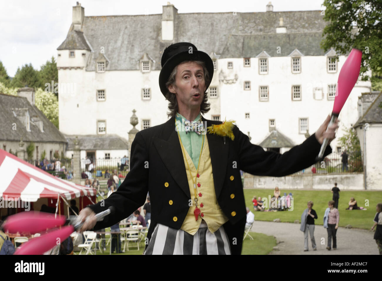 Innerleithen festival hi-res stock photography and images - Alamy