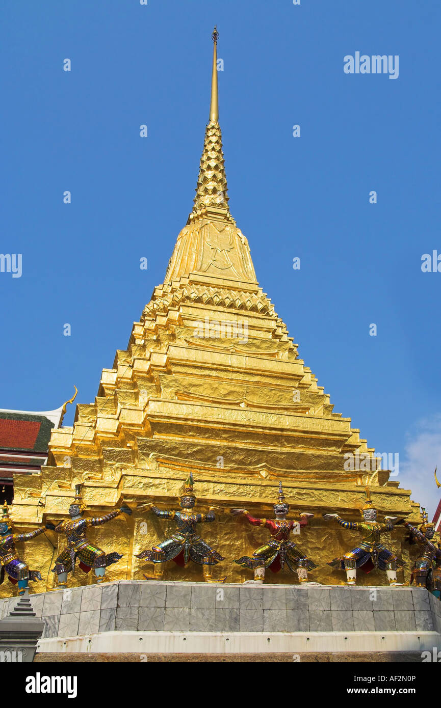Gold Monument, Grand Palace, Bangkok, Thailand Stock Photo - Alamy