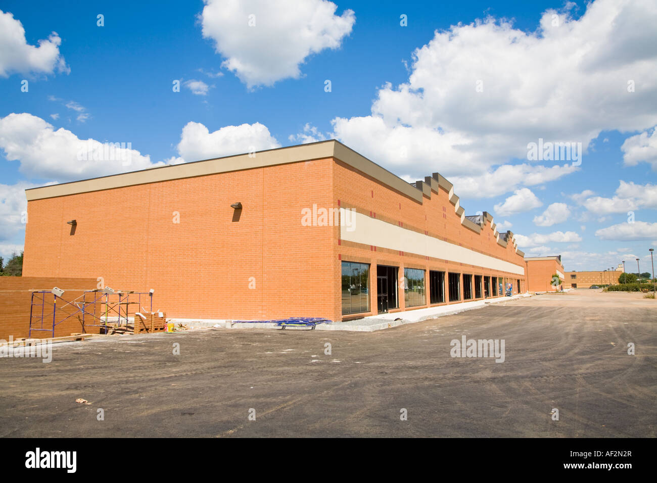 New Shopping Mall under Construction Stock Photo - Alamy