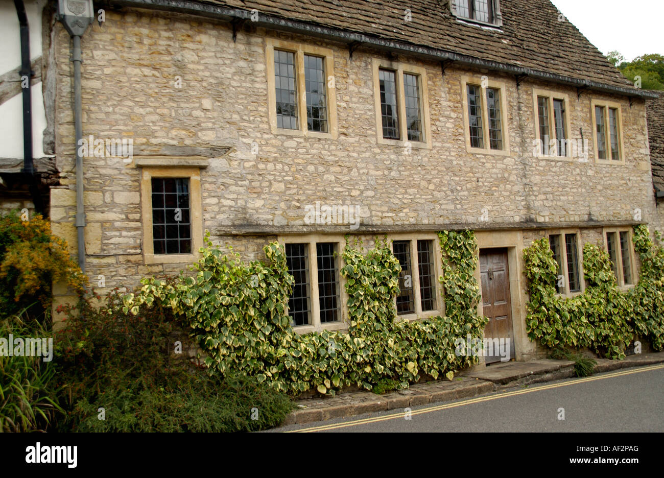 House in Castle Combe Cotswolds Wiltshire England UK Stock Photo - Alamy