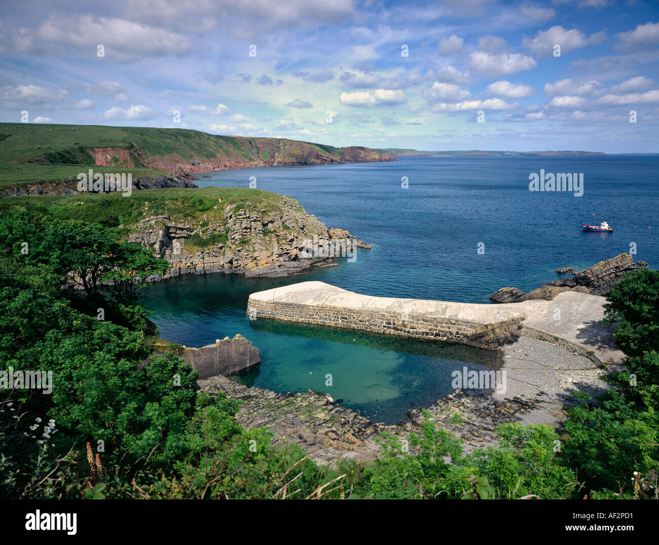 Stackpole geology hi-res stock photography and images - Alamy