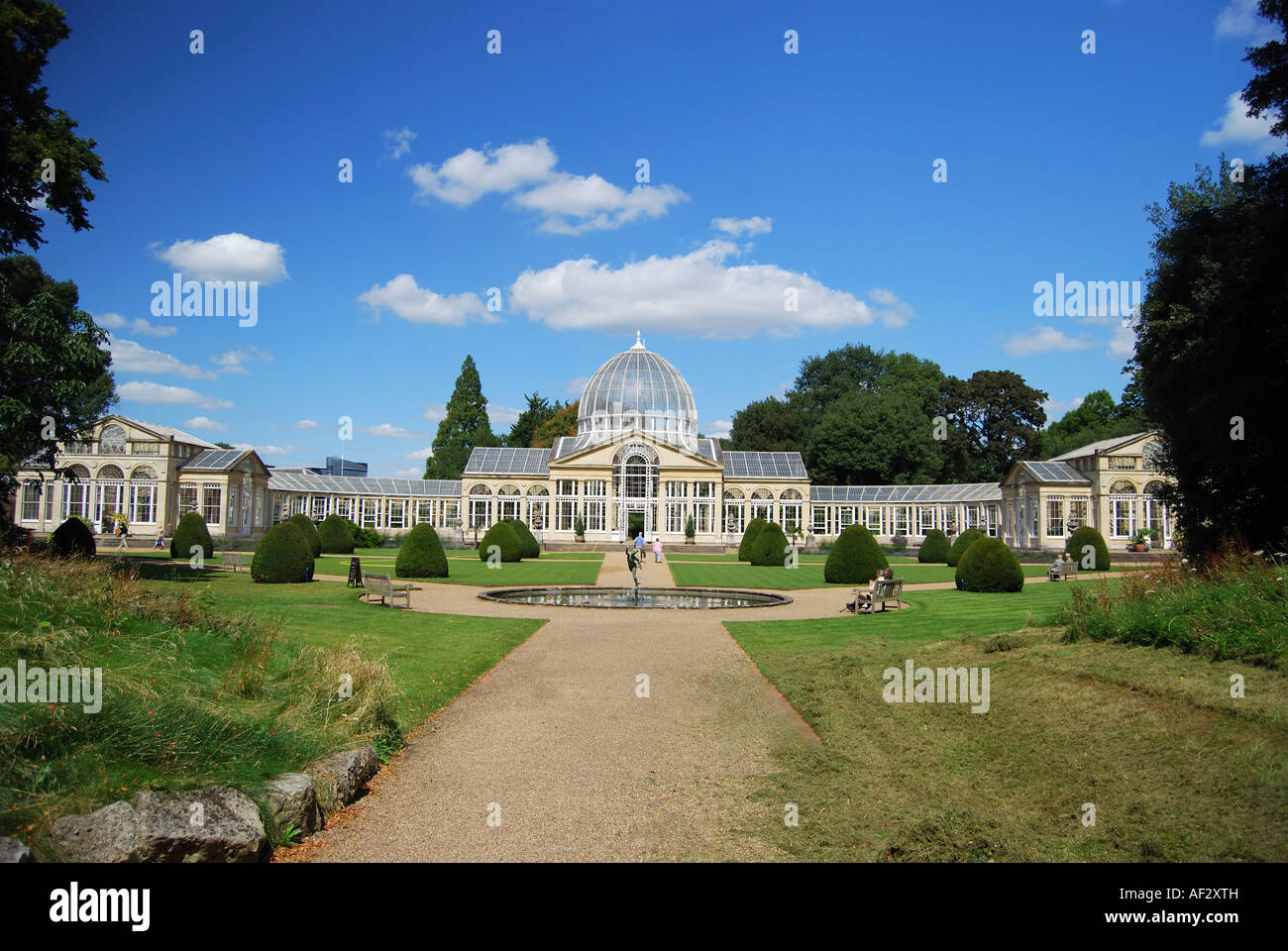 The Great Conservatory and Gardens, Syon House, Brentford, London ...