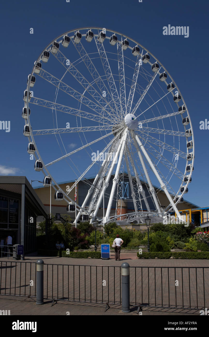 YORKSHIRE WHEEL TOURIST ATTRACTION NEXT TO NATIONAL RAILWAY MUSEUM YORK ...
