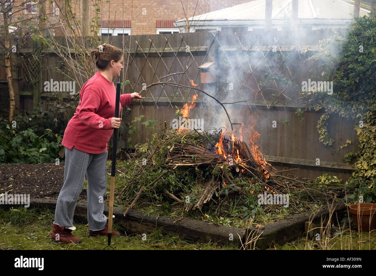 Bonfire in a Hampshire Garden Stock Photo - Alamy