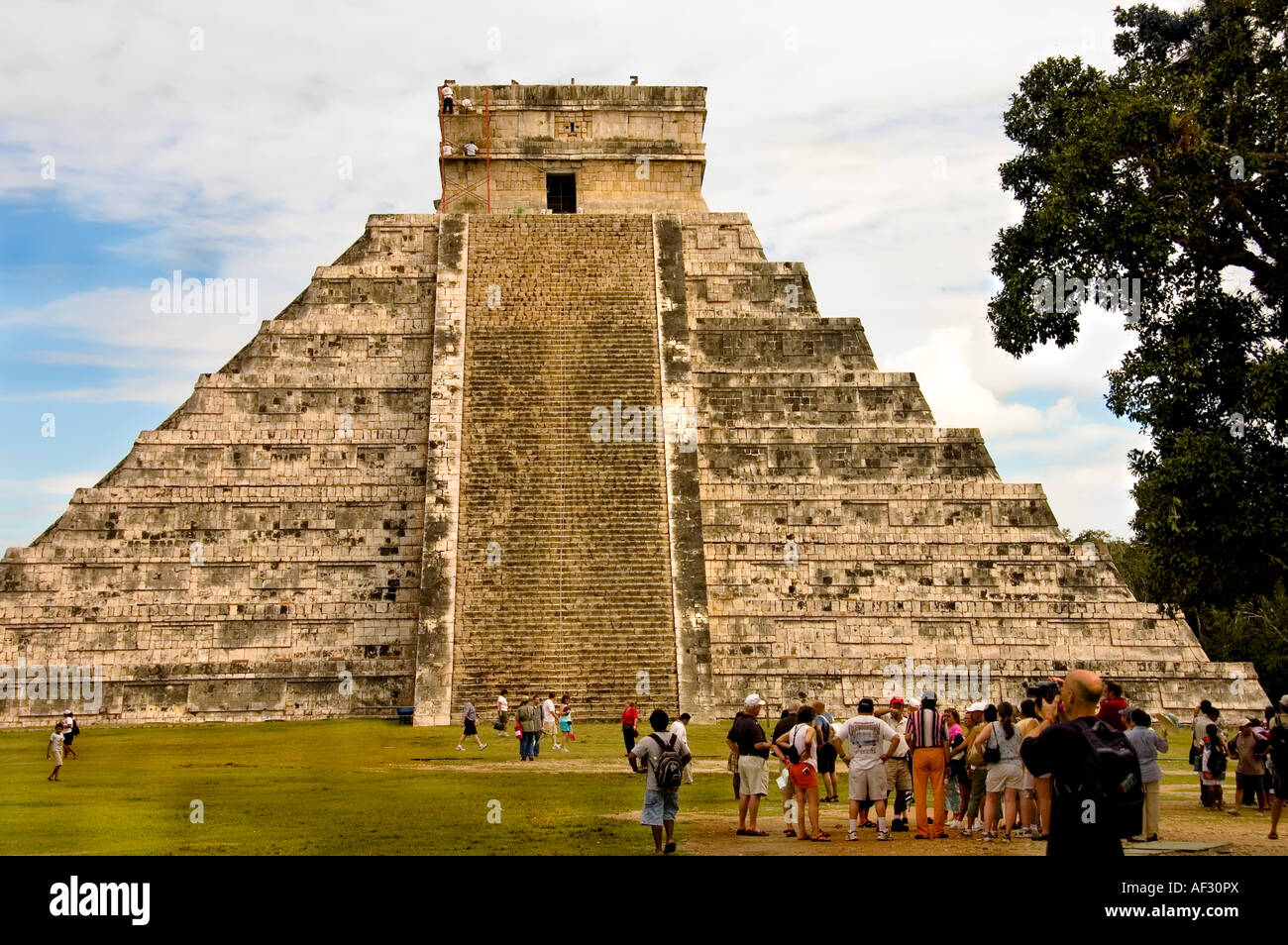 Maya Pyramid Stock Photo - Alamy