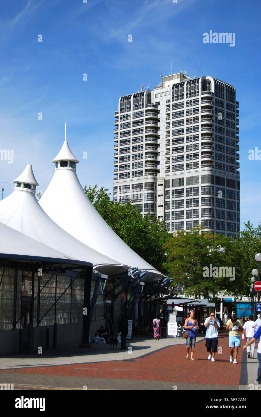 Swindon Market and David Murray John Tower, New Town, Swindon ...