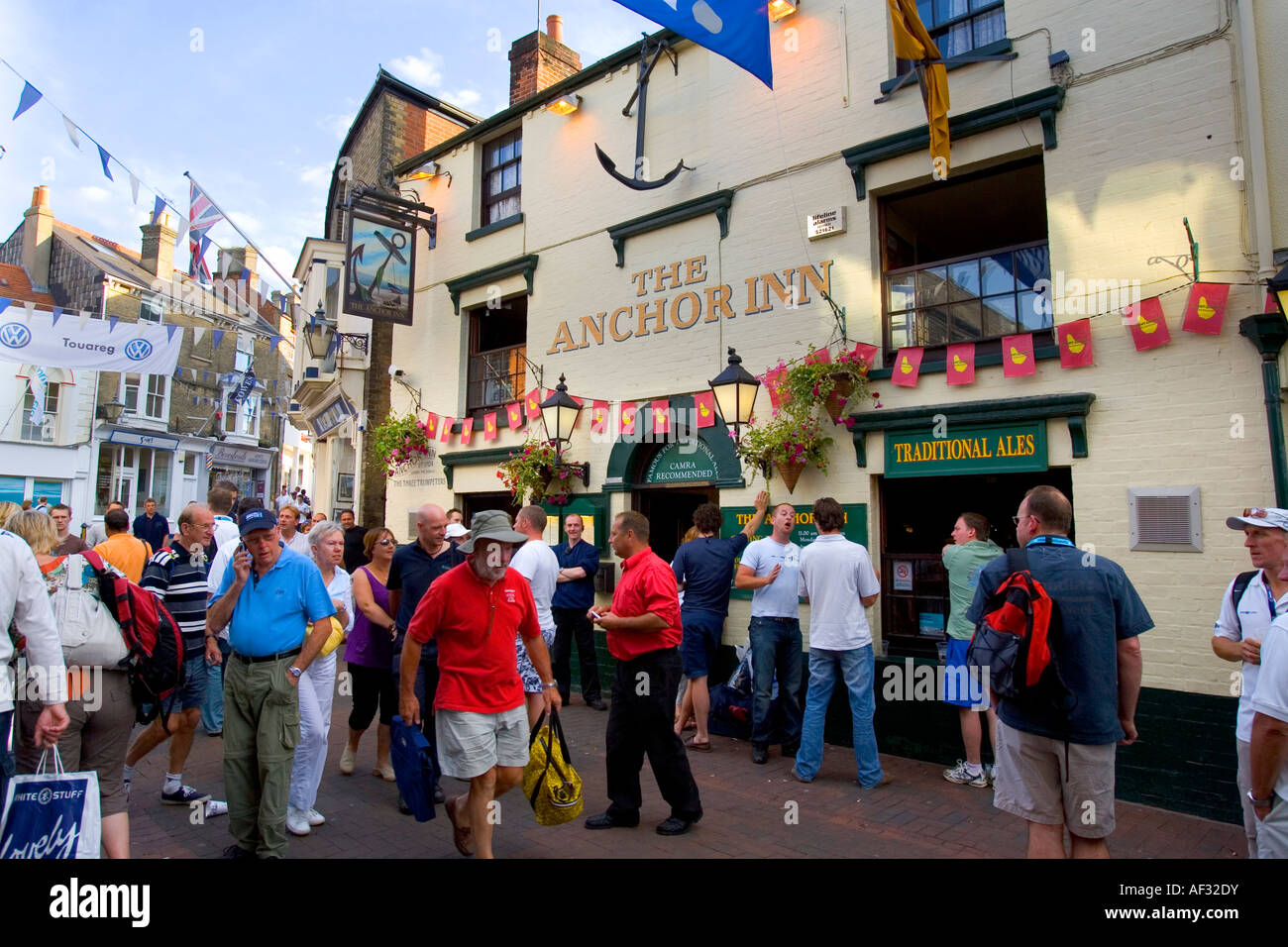 Isle of Wight Cowes Week 2007 The Anchor Inn England Uk Great Britain ...