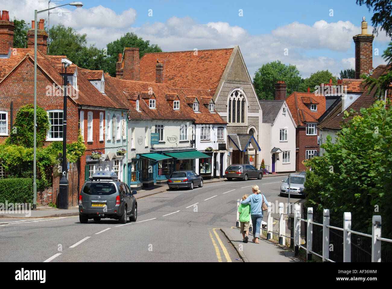 Bridge street hungerford berkshire shops town centre uk england hi-res ...