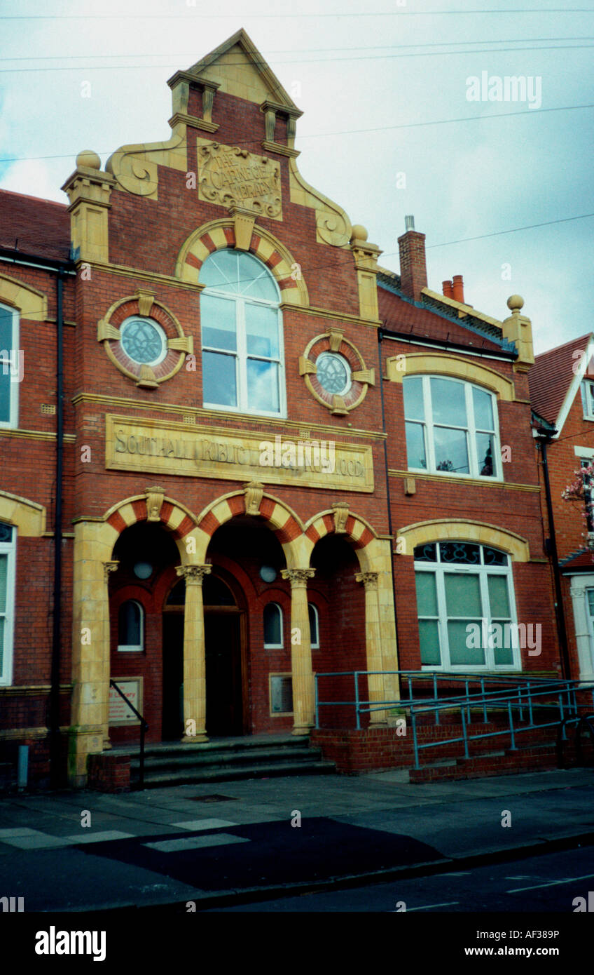 Public library exterior outside london High Resolution Stock ...