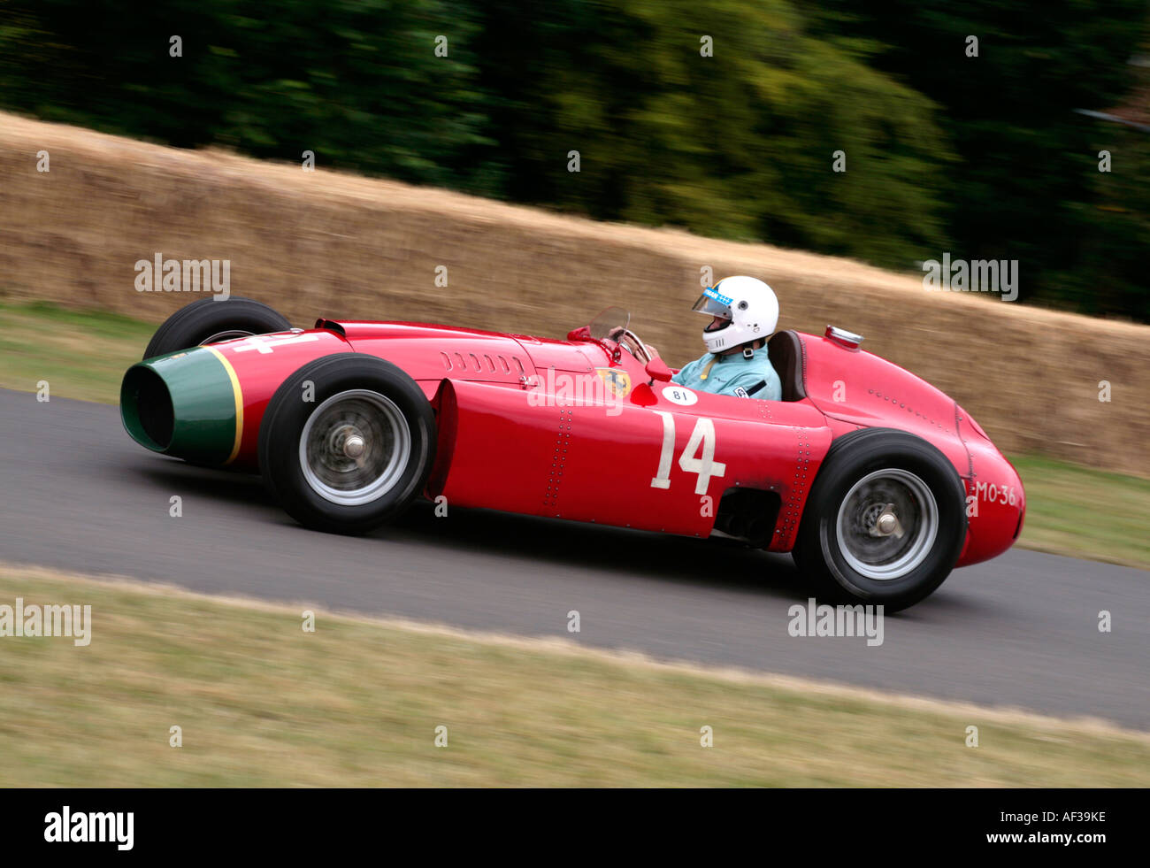 Lancia ferrari d50a hi-res stock photography and images - Alamy