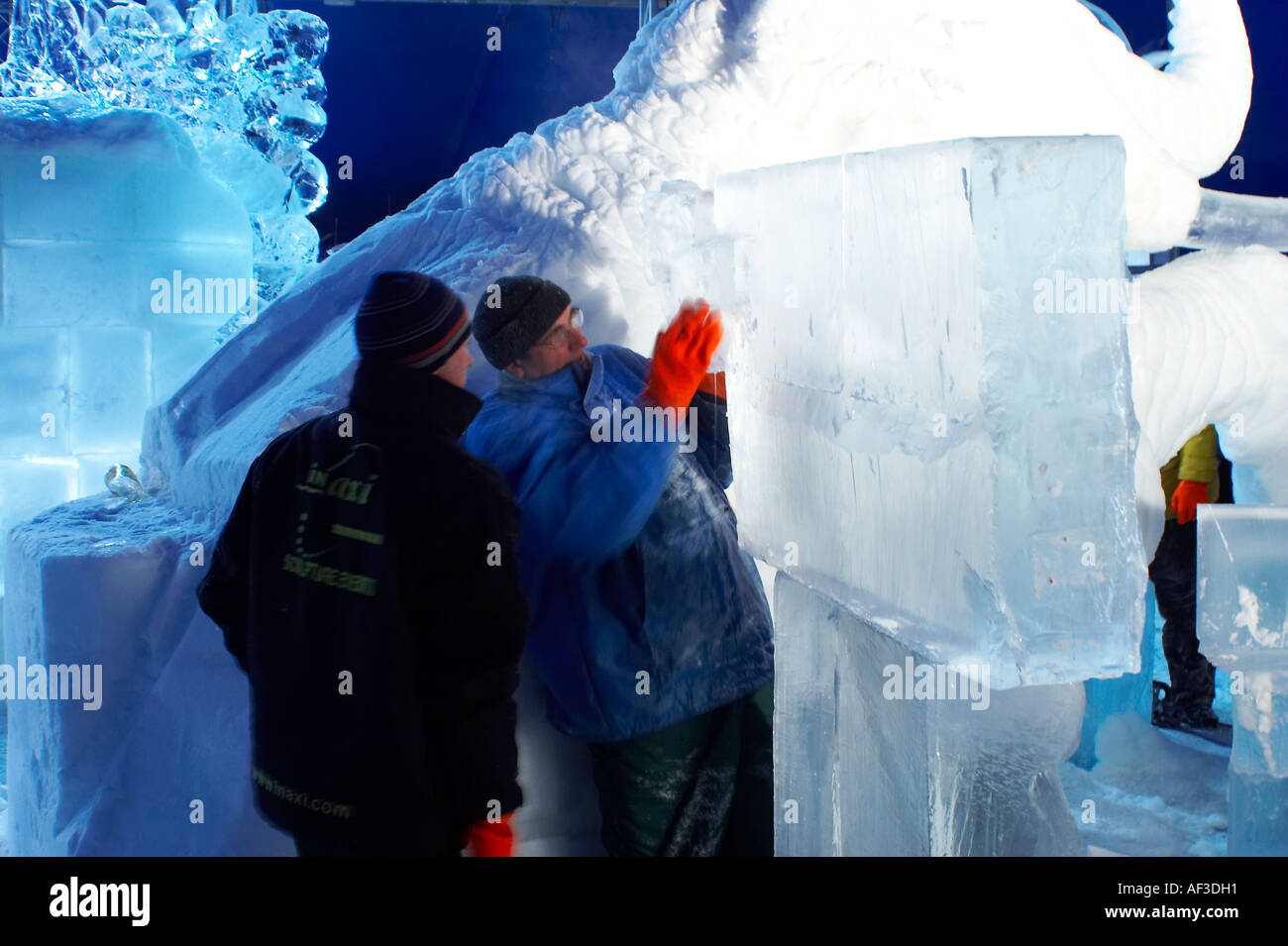 Ice sculptures carving. During the work Stock Photo - Alamy