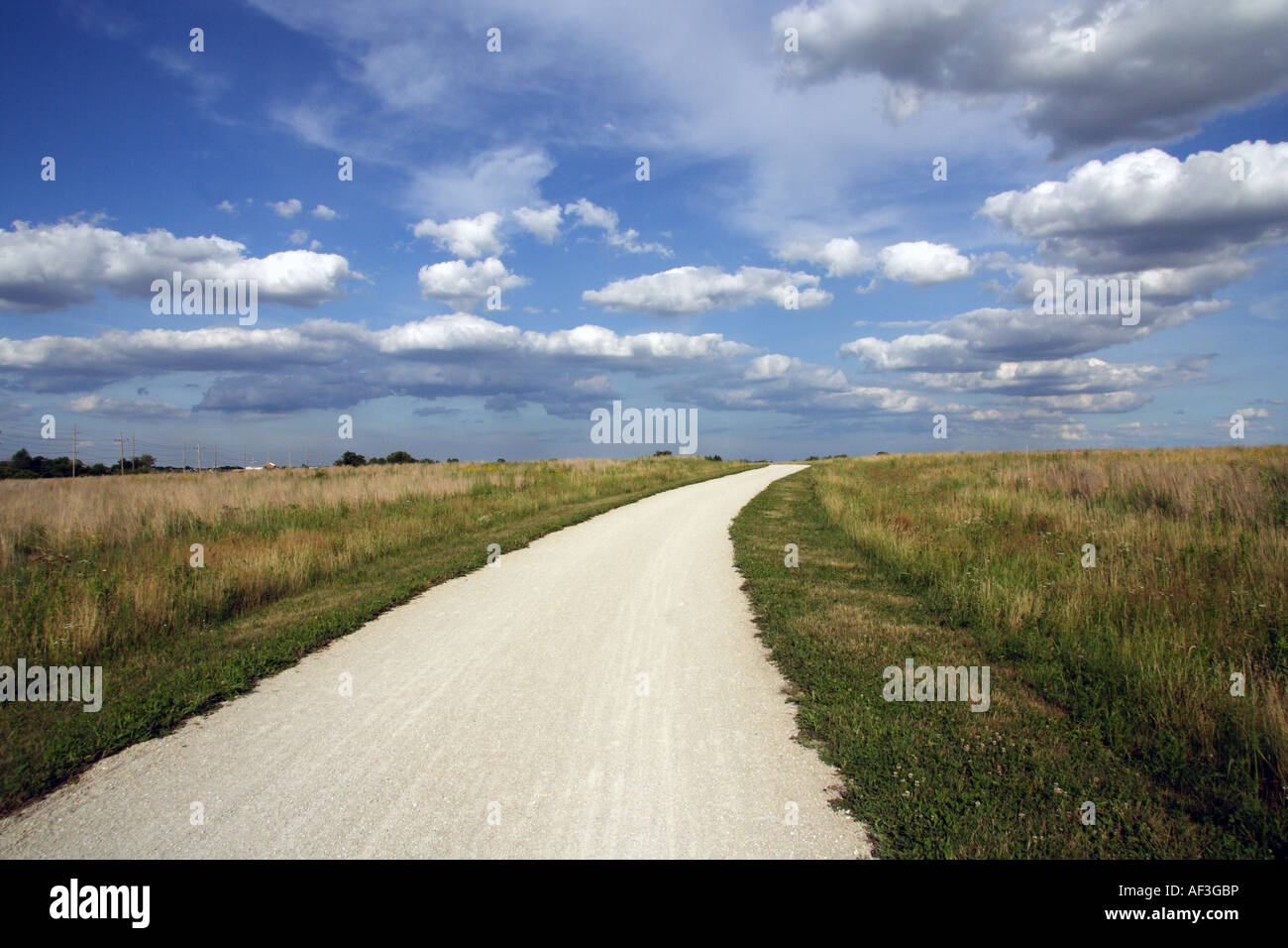 Springbrook Prairie Forest Preserve Trail. Dupage County, Illinois, USA ...
