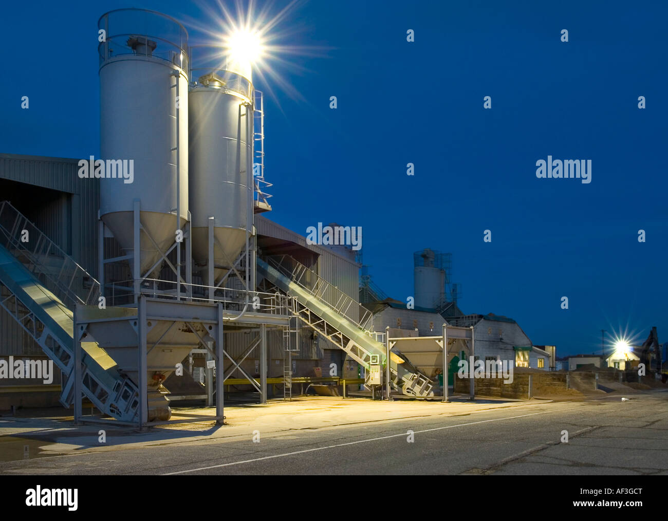 Industrial Building at night Stock Photo - Alamy