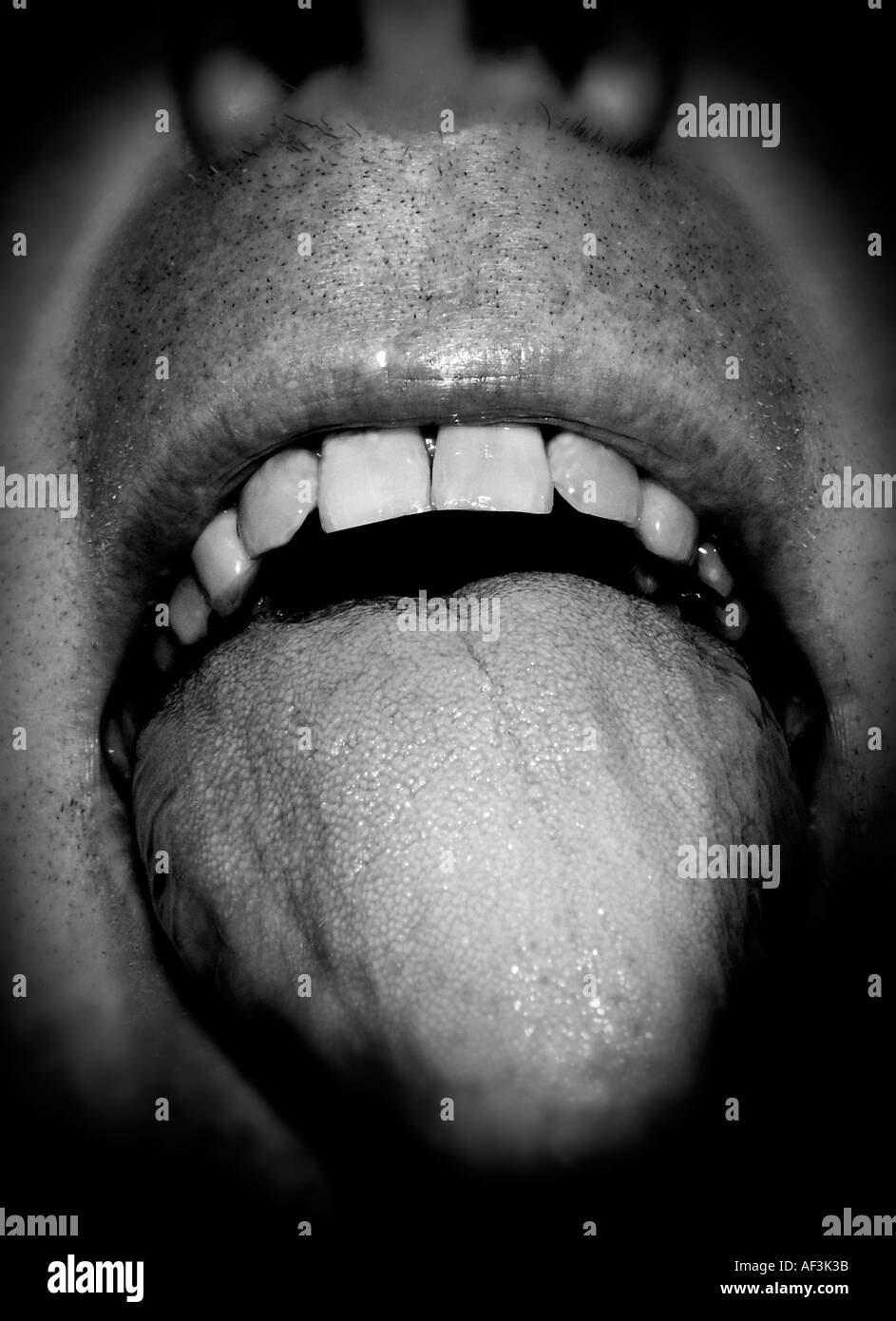 Glistening teeth man hi-res stock photography and images - Alamy